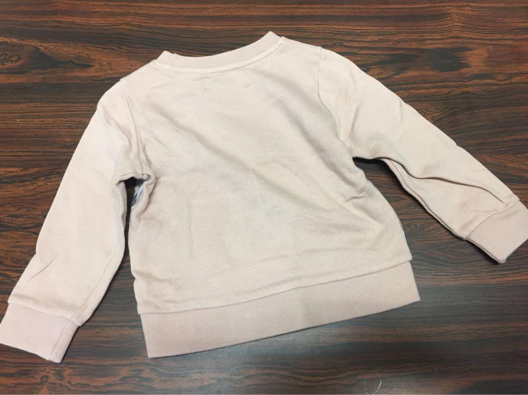 Stella Macartney Kids girl sweater, 兒童＆孕婦用品, 嬰兒及小童流行時尚 - Carousell