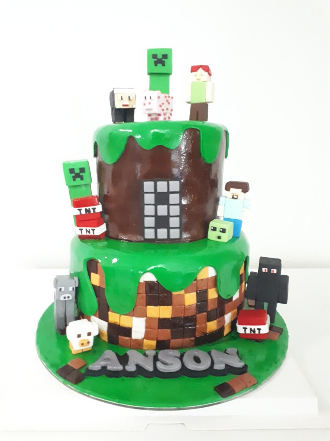 2 tier Minecraft Cake, Food & Drinks, Chilled & Frozen Food on Carousell