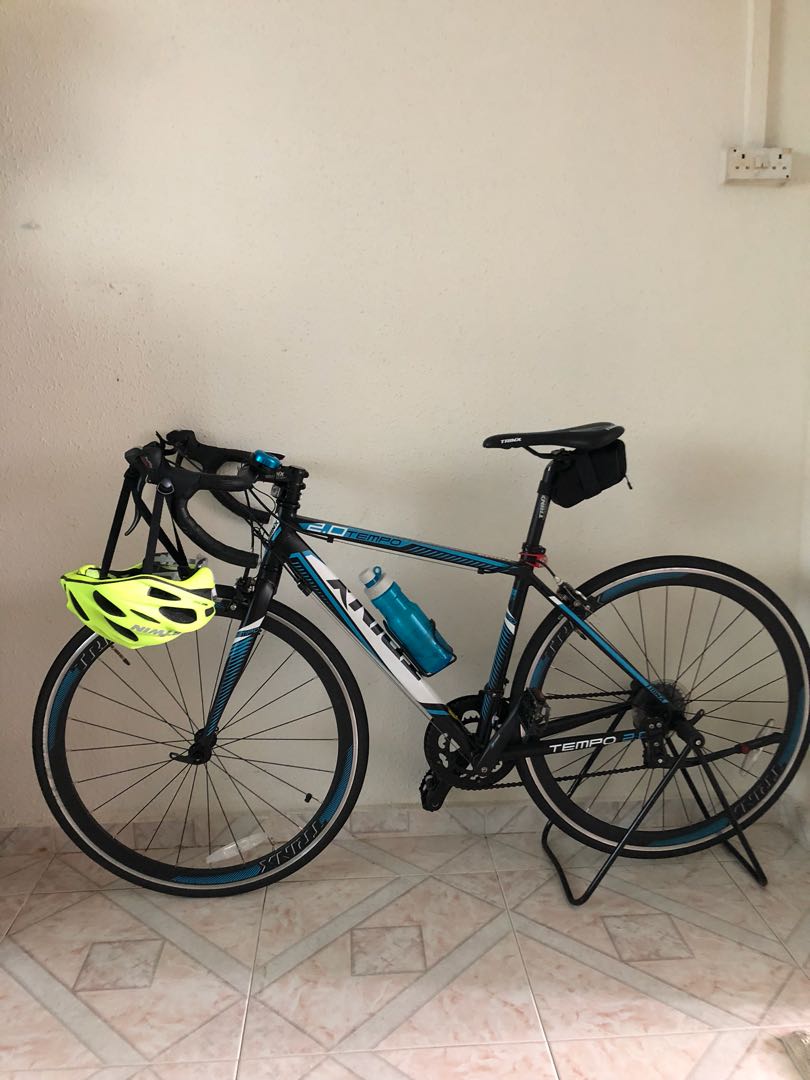 Trinx Road bike, Sports Equipment, Bicycles & Parts, Bicycles on Carousell