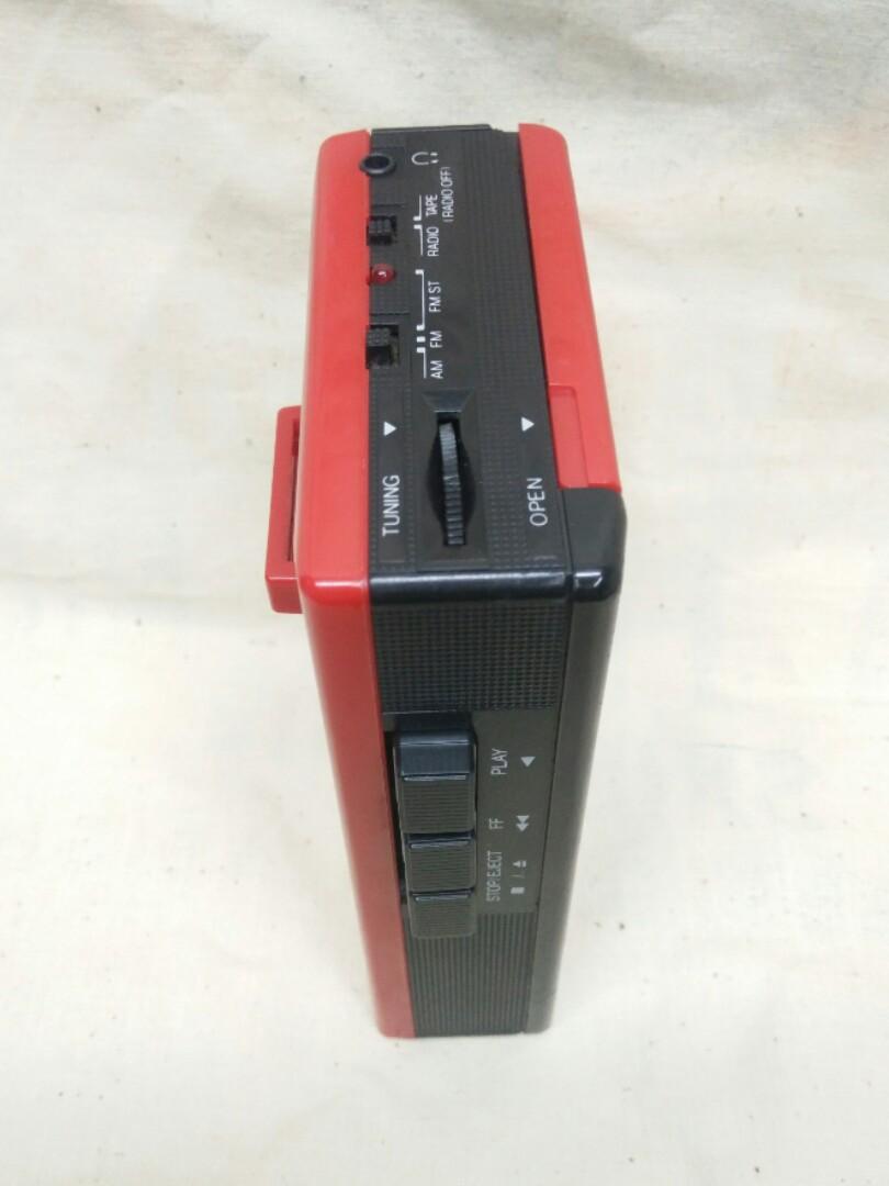 VINTAGE WALKMAN SHARP JC-129 (R), Audio, Portable Music Players on ...