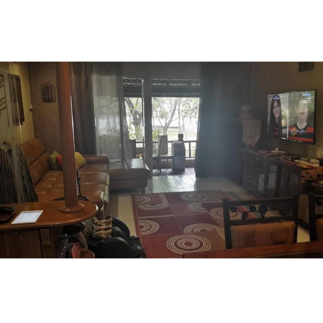 Kondo Seri Hijauan Seksyen 26. Shah Alam. Ground Floor with balcony ...