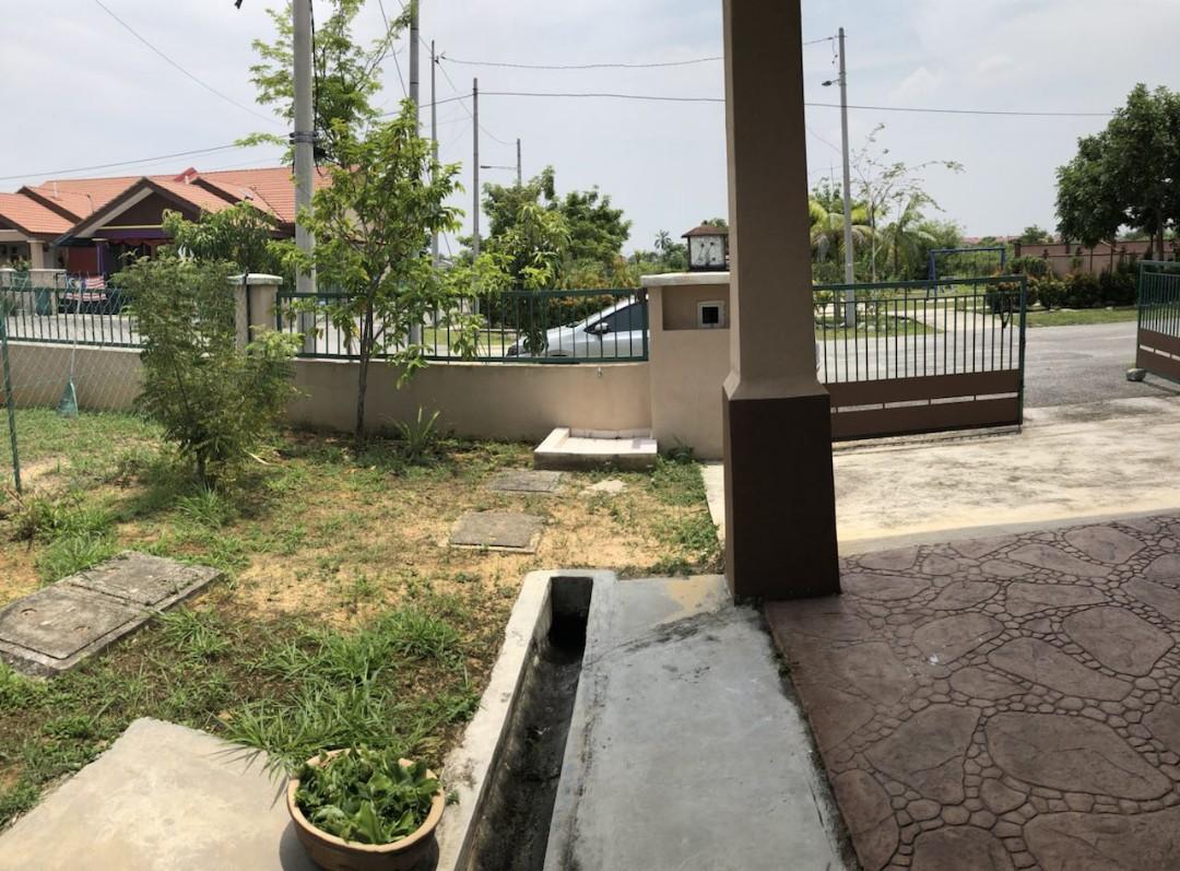 SEMI DETACHED SINGLE STOREY, TAMAN INTAN BAIDURI, SALAK TINGGI, Property, For Sale on Carousell