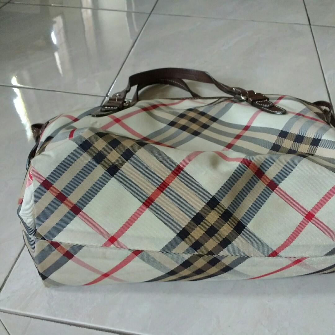 Tas Second Original Burberry blue label, Fesyen Wanita, Tas & Dompet di ...
