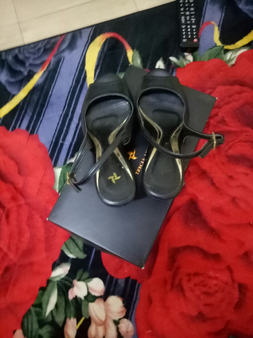 Tricia Lew Original, Women's Fashion, Footwear, Loafers on Carousell