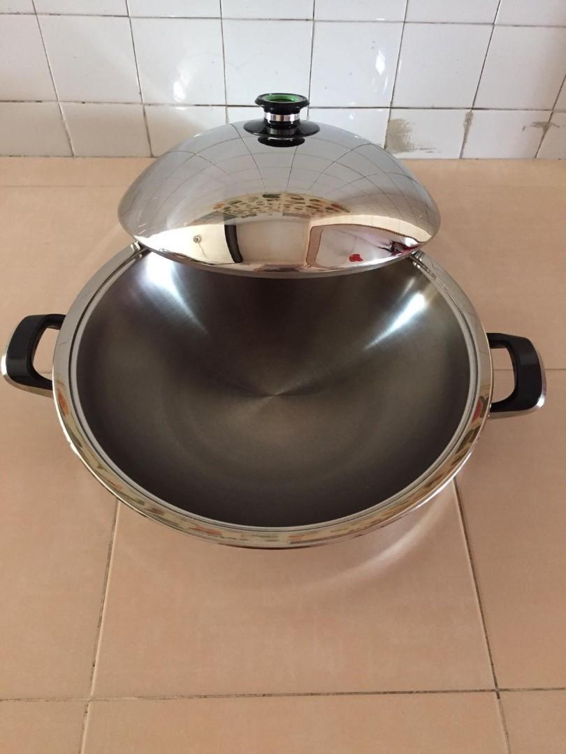 AMC 36cm Chinese wok, Furniture & Home Living, Kitchenware & Tableware ...
