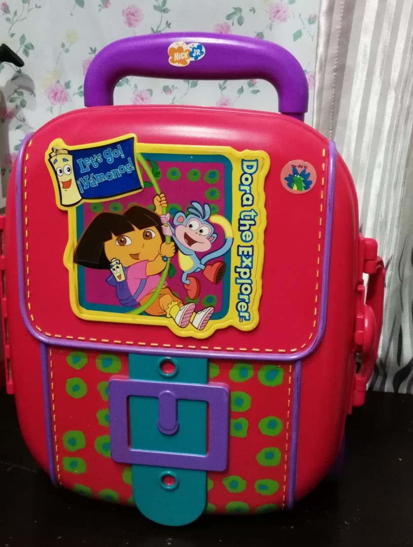 Beg Dora, Babies & Kids, Going Out, Carriers & Slings on Carousell