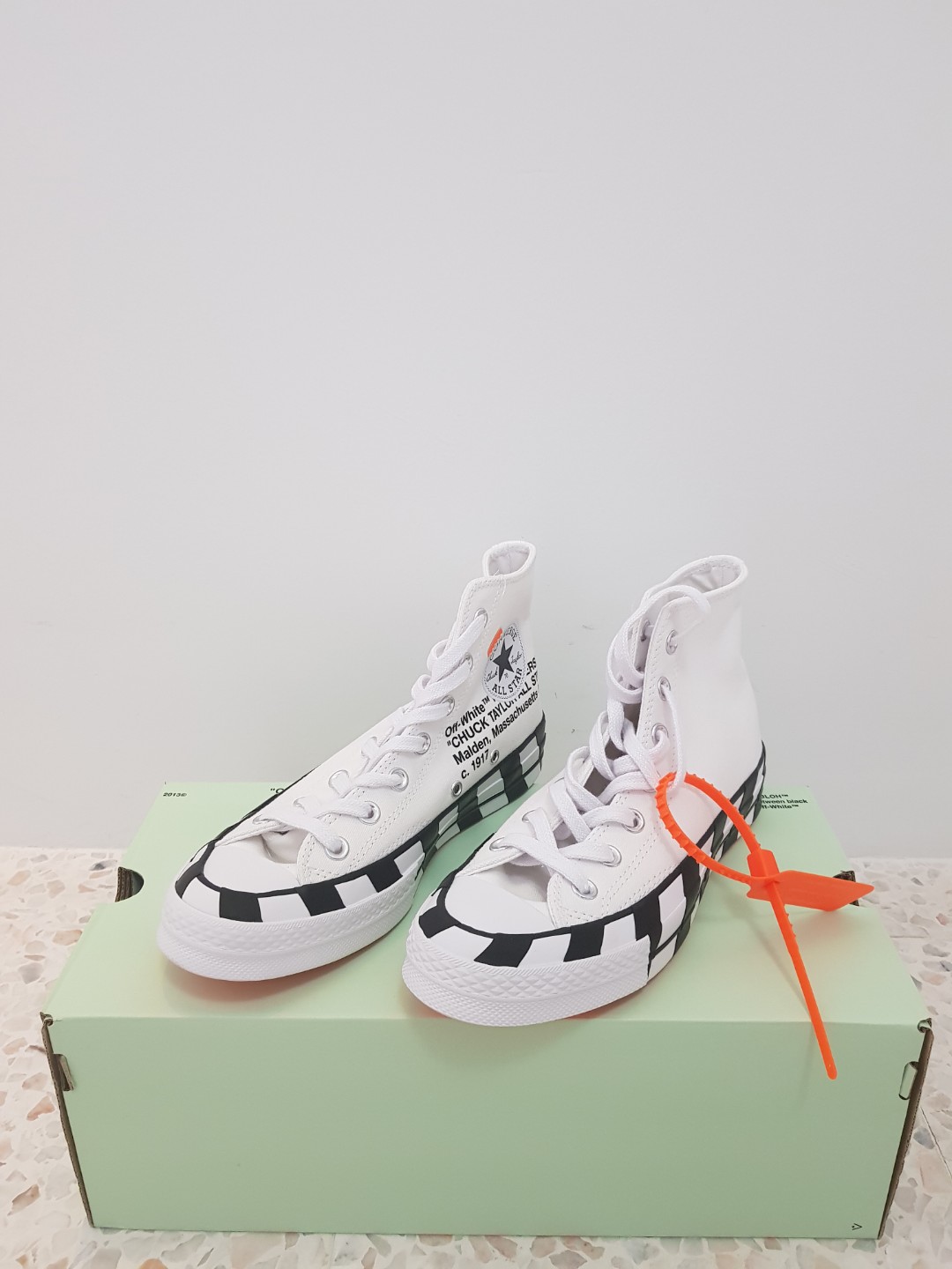 Brand new Authentic Converse x Off White Hi Mens 5, Wmns 7, Women's ...