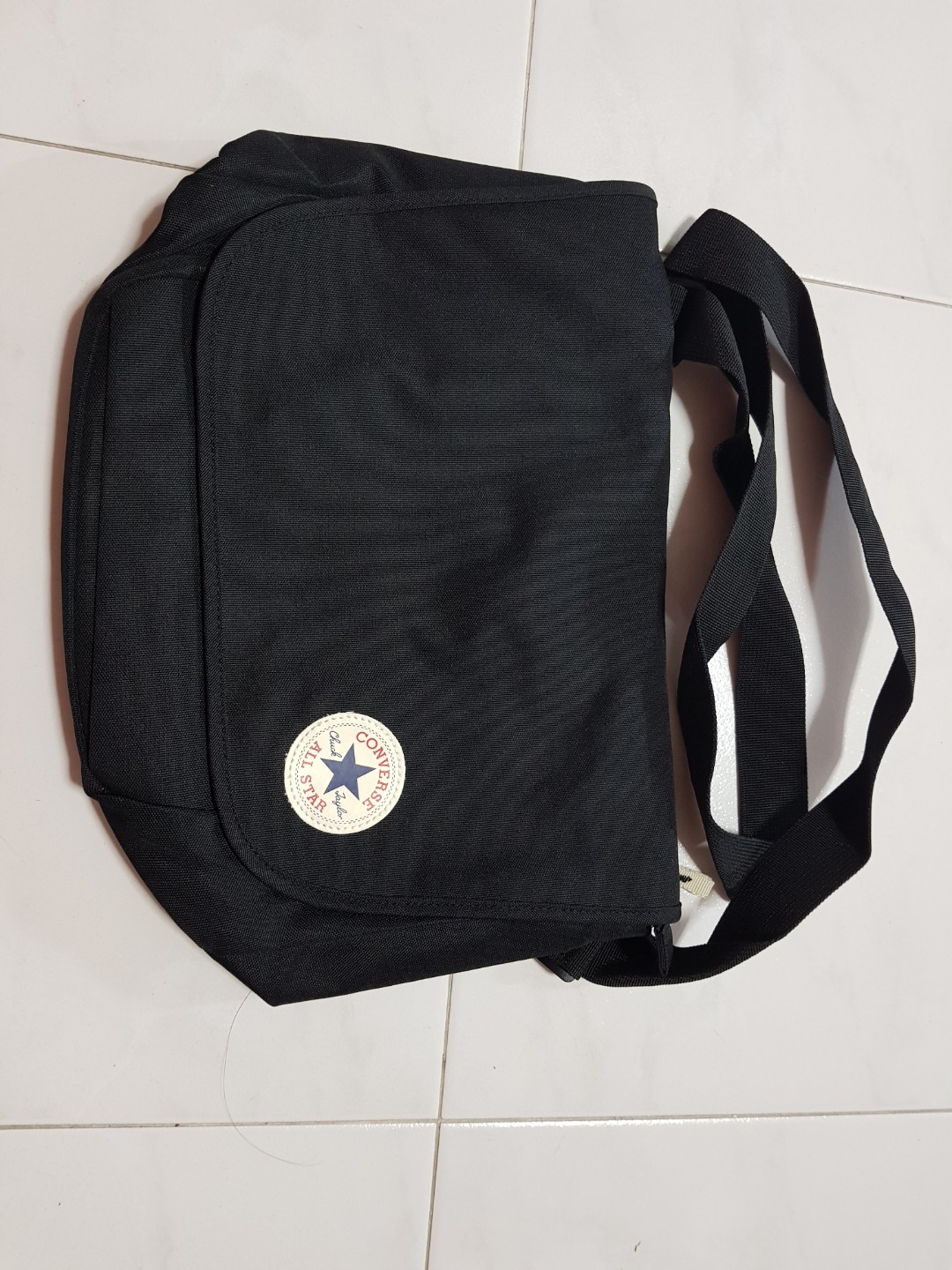 Converse sling bag, Women's Fashion, Bags & Wallets, Cross-body Bags on ...