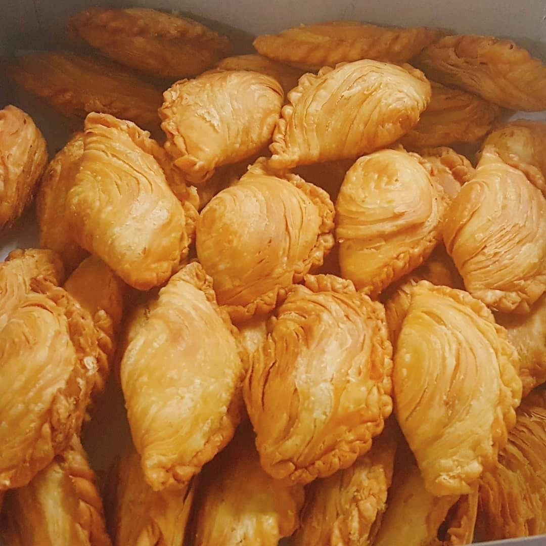 [opahfood.com] karipap pusing frozen, Food & Drinks, Chilled & Frozen ...