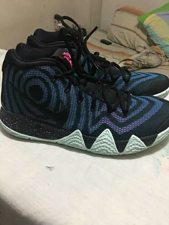 Kyrie 4 80's, Men's Fashion, Footwear, Sneakers on Carousell
