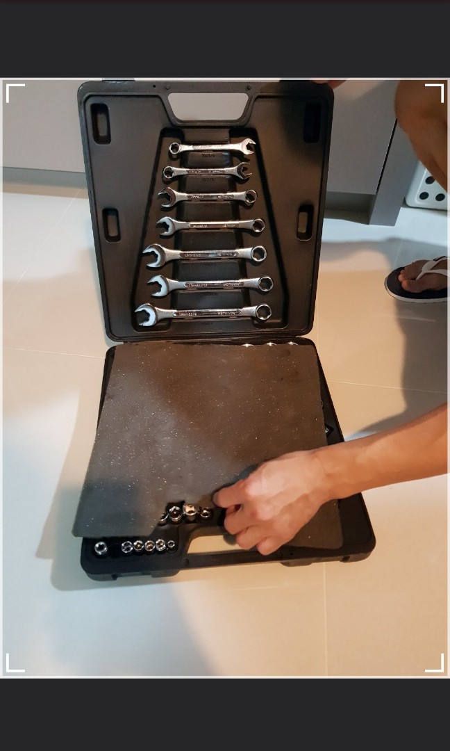 Metrinch tool box, Everything Else on Carousell