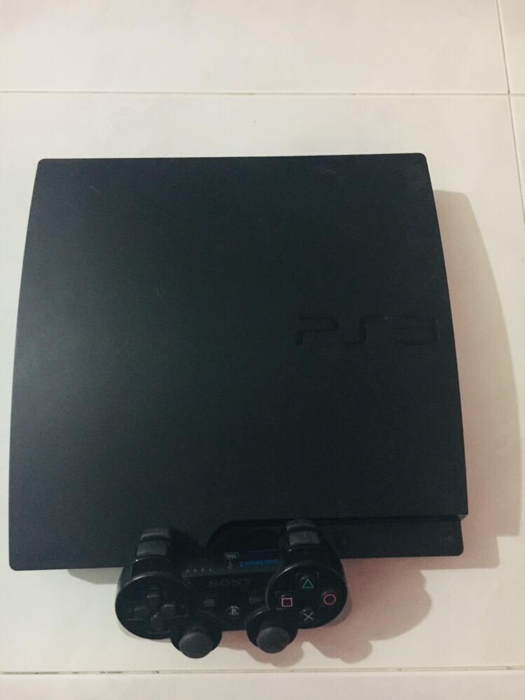 PS3 console, Video Gaming, Video Game Consoles, PlayStation on Carousell