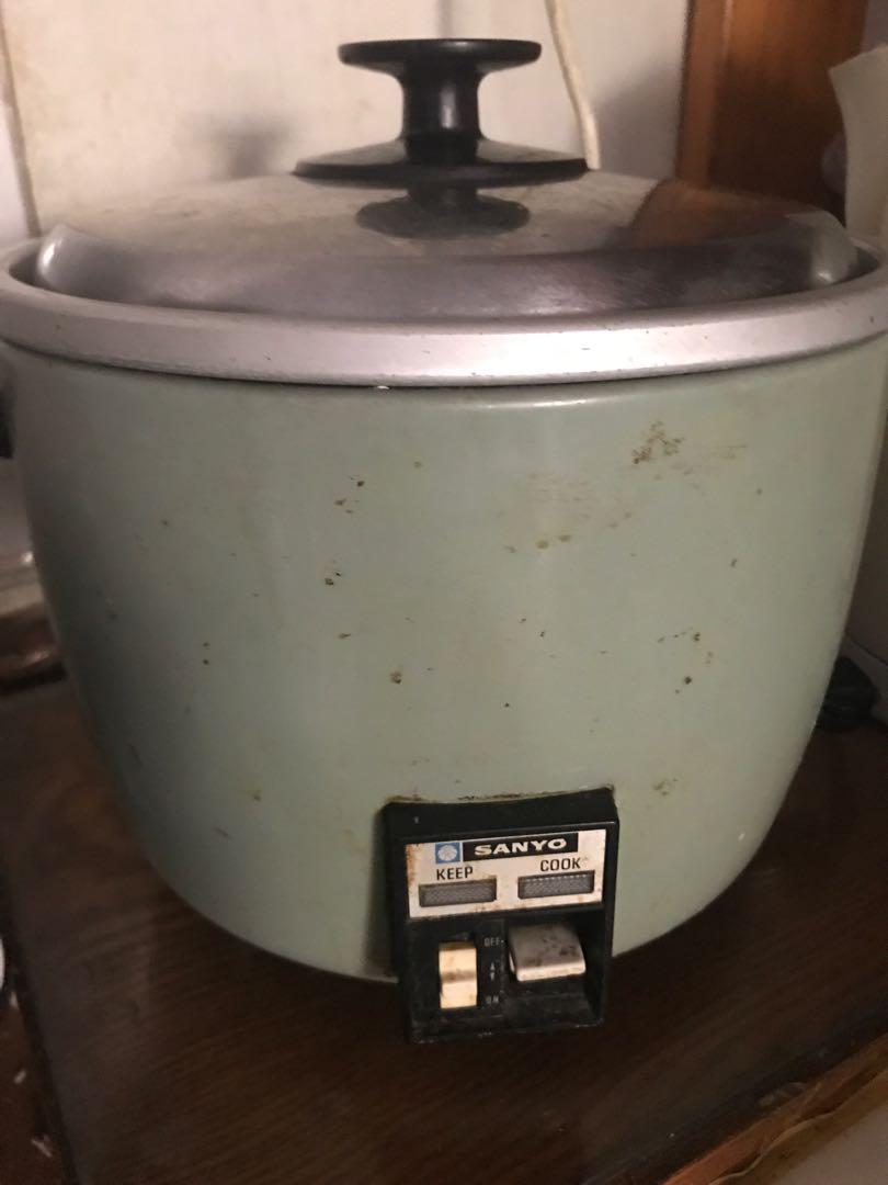 Sanyo rice cooker, TV & Home Appliances, Kitchen Appliances, Cookers on ...