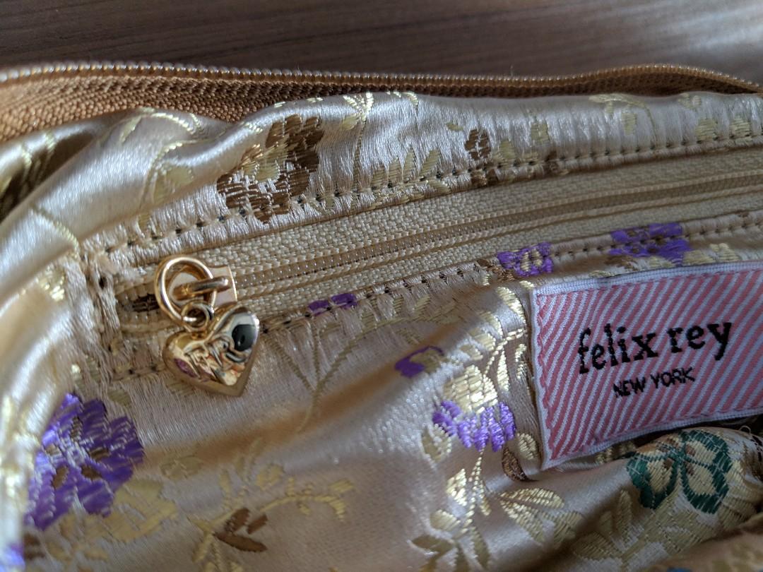 Vintage Felix Rey Gold Metal Mesh Bag, Women's Fashion, Bags & Wallets ...