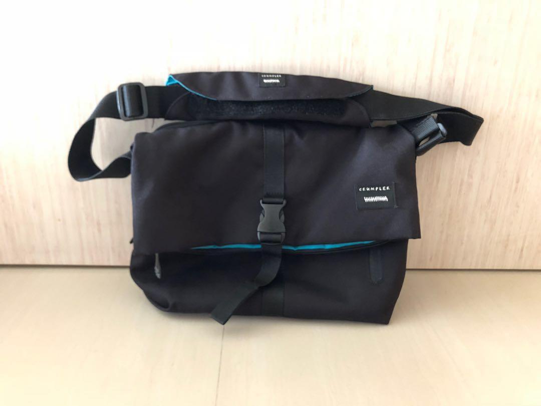 Crumpler Flock of Horror Shoulder Bag, Men's Fashion, Bags, Sling Bags ...