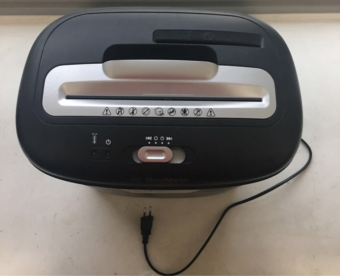 Paper Shredder, Hobbies & Toys, Stationery & Craft, Stationery & School ...