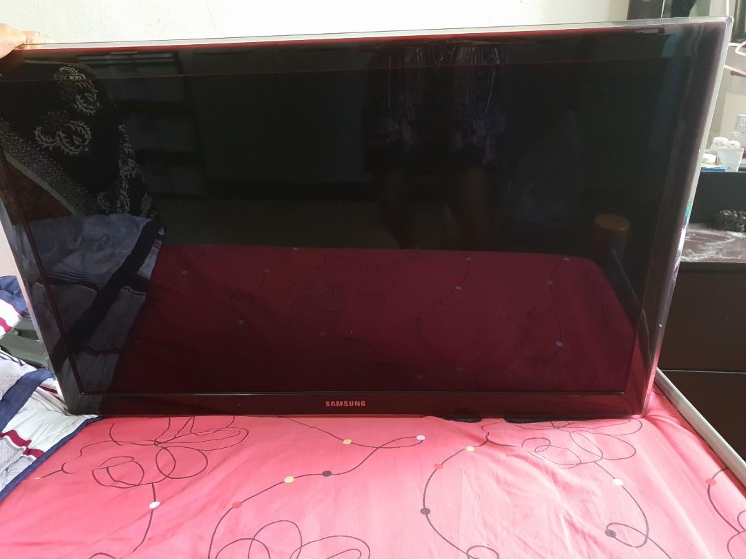 Samsung TV 40 inch, TV & Home Appliances, TV & Entertainment, TV on ...