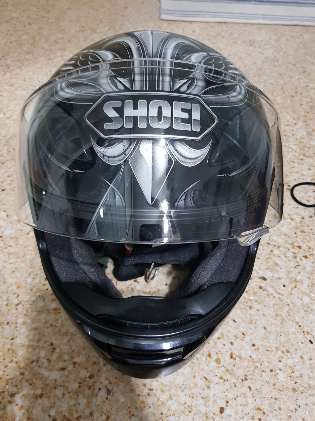 Shoei RF 1000, Motorcycles, Motorcycle Apparel on Carousell