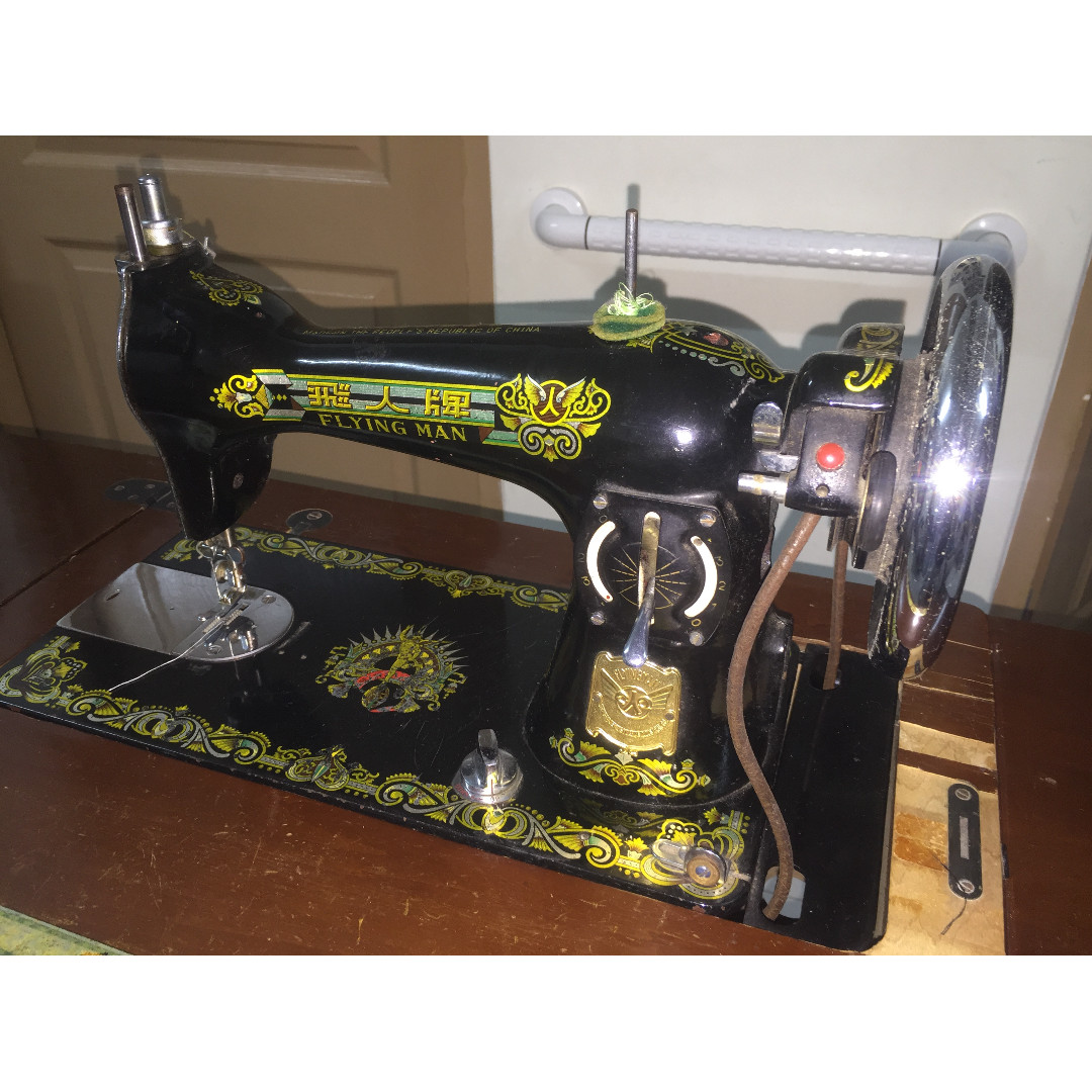 Vintage Sewing Machine (Flying Man), Hobbies & Toys, Memorabilia ...