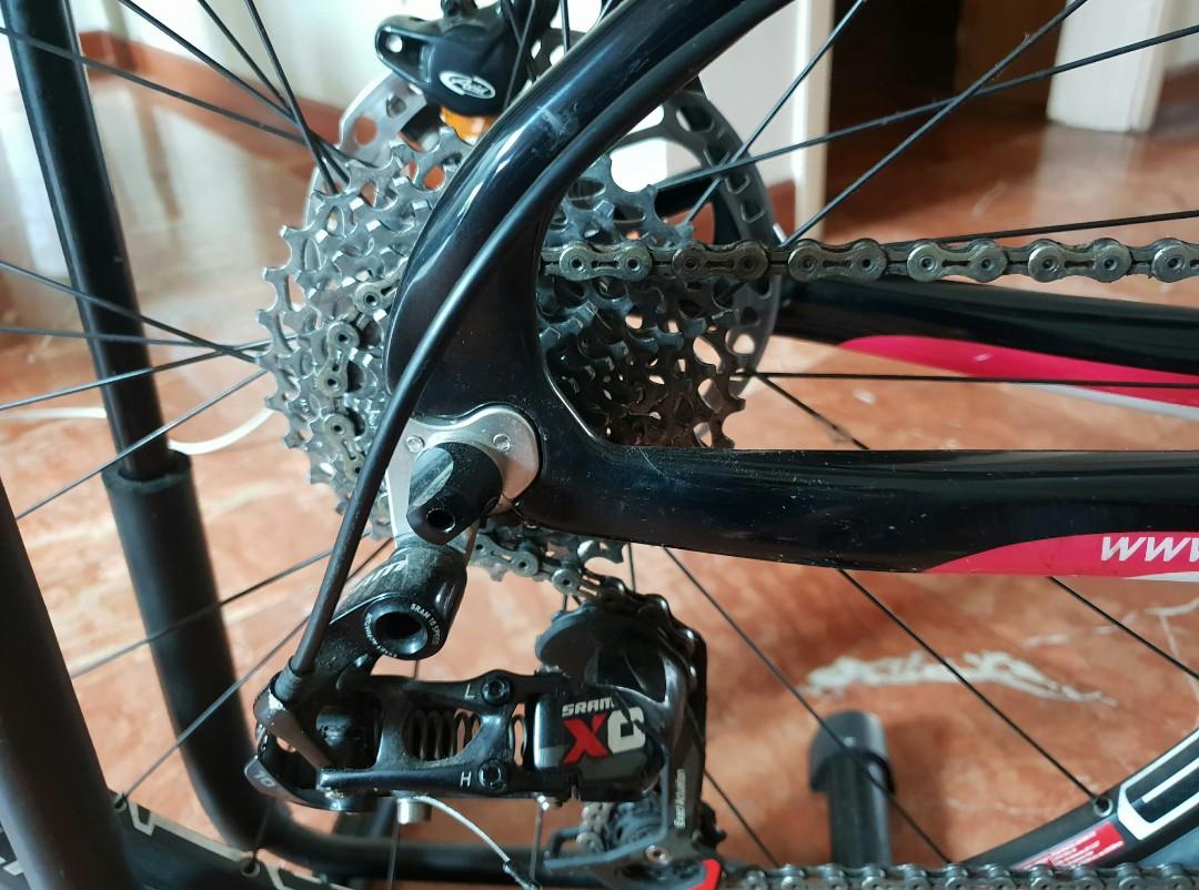 Cronus shadow high strength carbon mountain bike with 20 speed DT Swiss ...