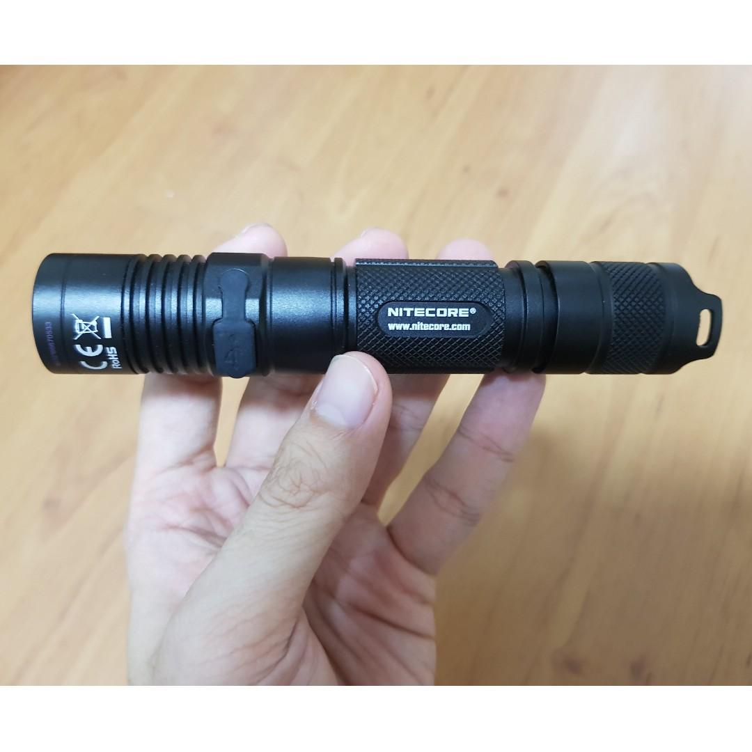 Nitecore MH12GT torchlight! 1000 lumens 320 meters range!, Mobile ...