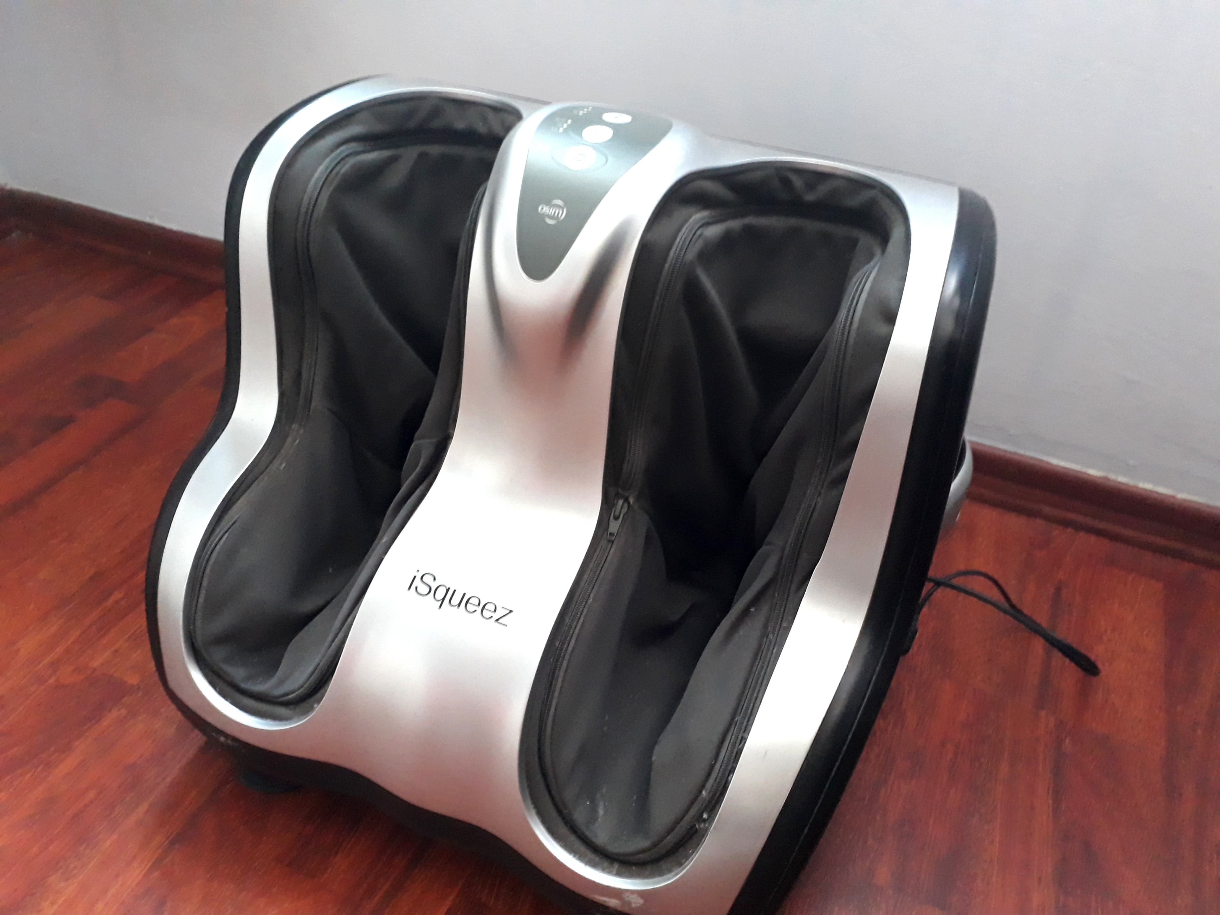 Osim iSqueez, Beauty & Personal Care, Foot Care on Carousell