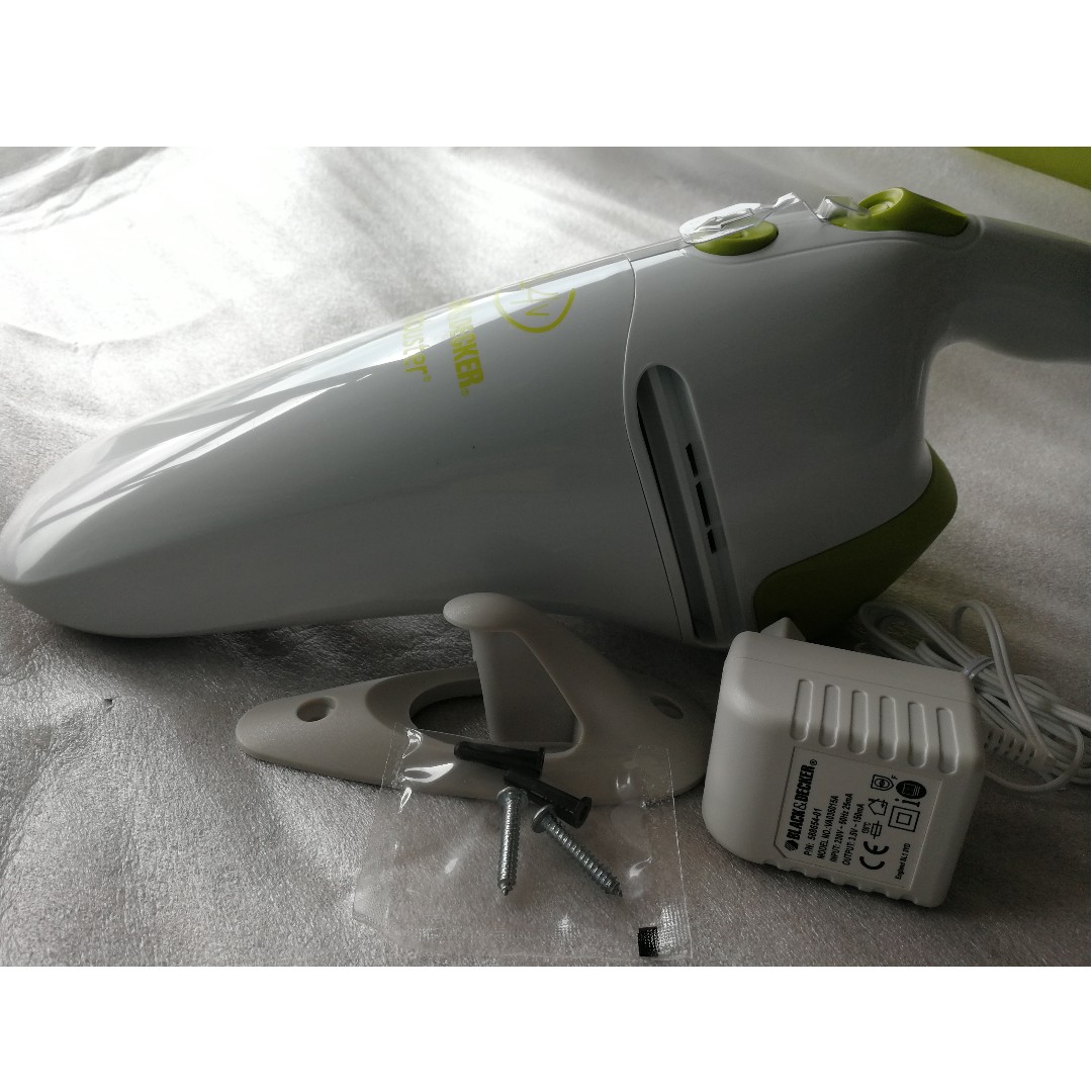 減價求售 *** Black & Decker V2401 2.4v Dustbuster 吸塵機, 傢俬＆家居, 其他, 家居改善及收納用品 ...