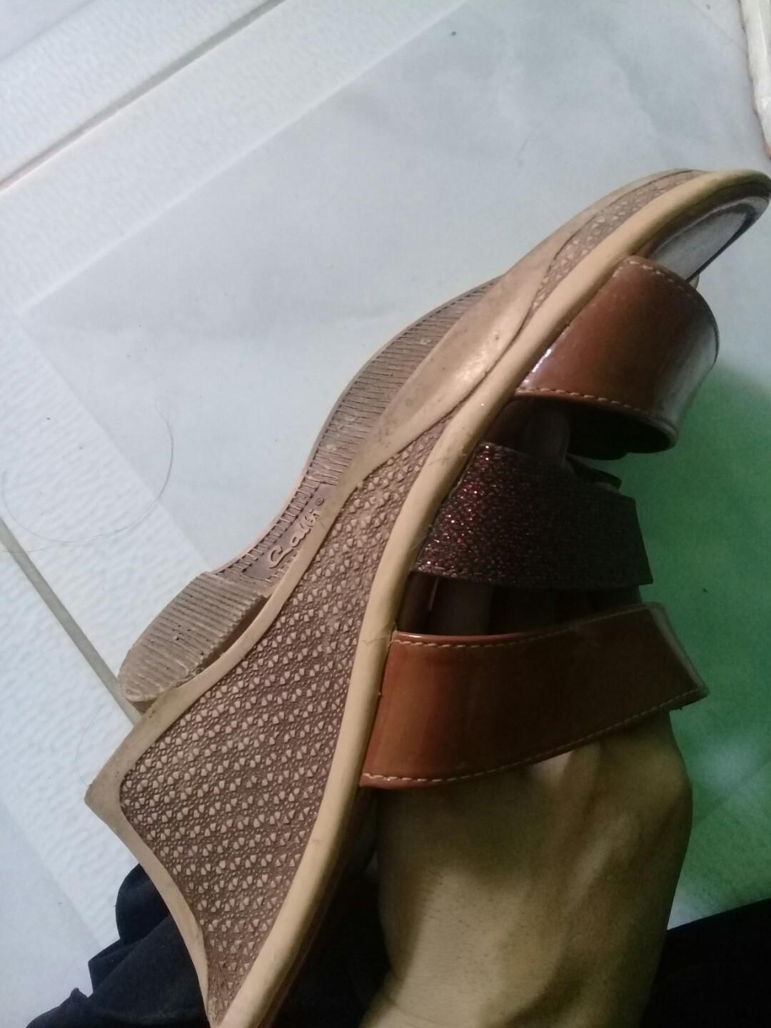 Calbi, Fesyen Wanita, Sepatu di Carousell