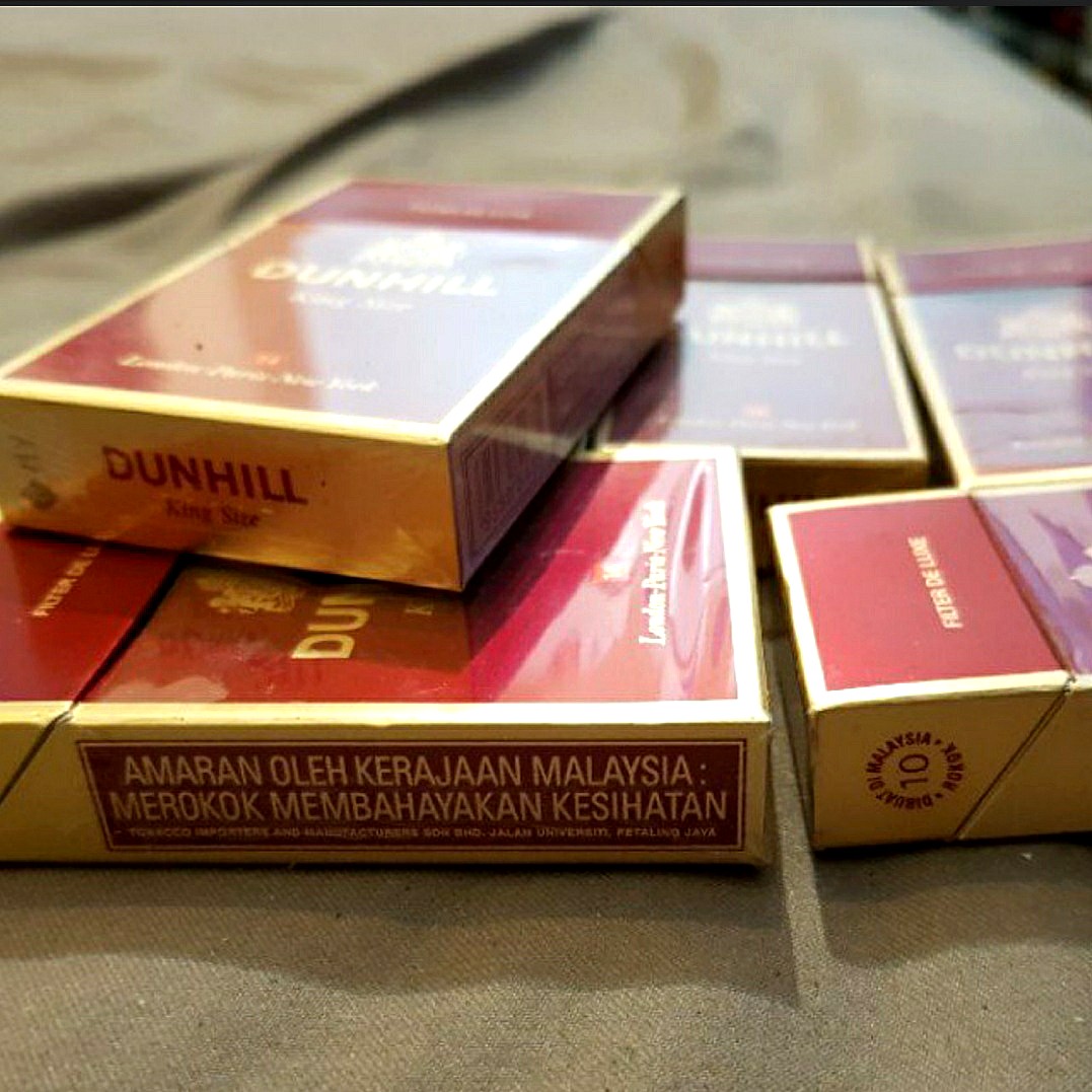 Dunhill 14s Vintage Box only.90s- 2000s, Hobbies & Toys, Collectibles ...