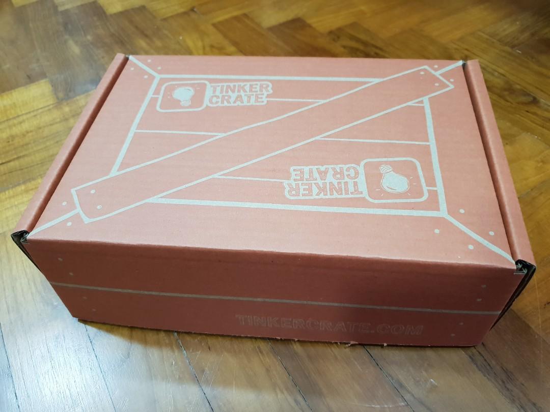 Kiwico Tinker Crate - Hydraulic Claw, Babies & Kids, Baby Nursery ...
