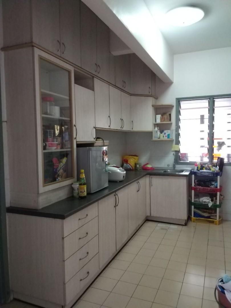 [Near LRT] Freehold Renovated Double Storey Intermediate House USJ 13 ...