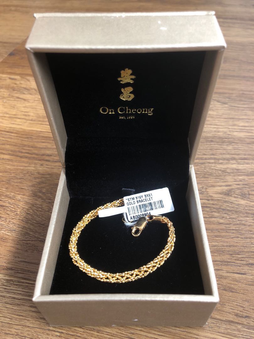 On Cheong 916 Gold Bracelet, Women's Fashion, Jewelry & Organisers ...