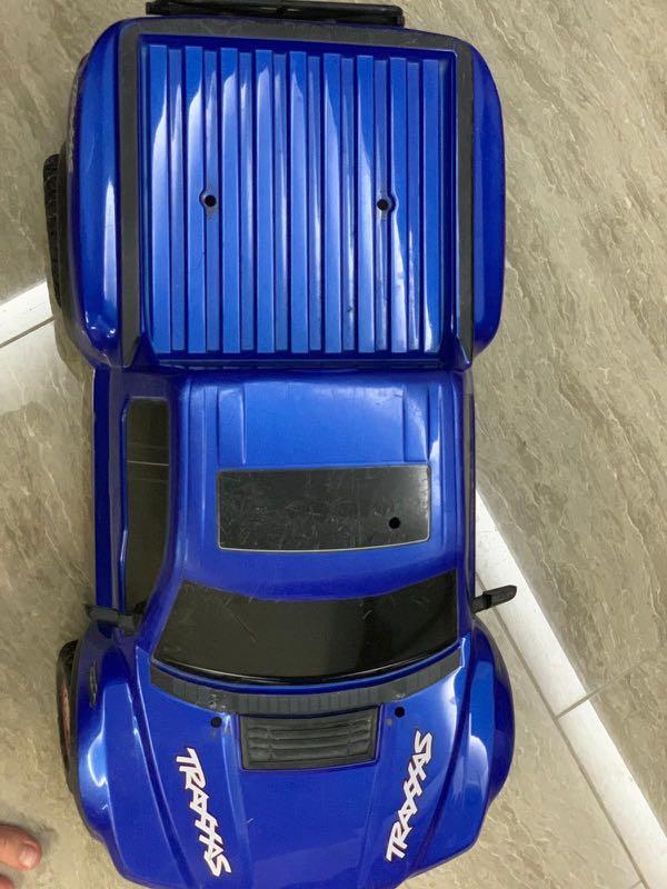 Traxxas slash 2WD with Ford raptor body RTR, Hobbies & Toys, Toys ...