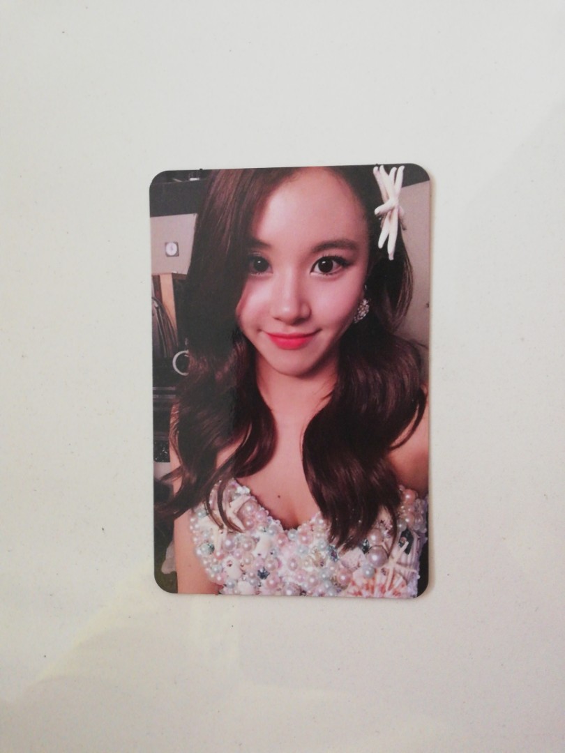 TWICE CHAEYOUNG PC, Hobbies & Toys, Memorabilia & Collectibles, K-Wave ...