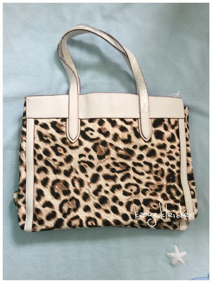 VICTORIAS SECRET CANVAS TOTE BAG (leopard), Women's Fashion, Bags ...