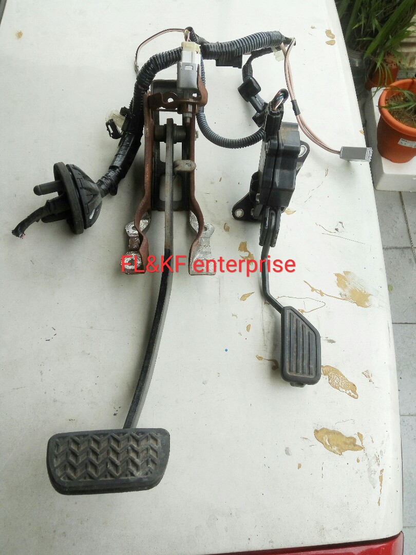 Accelerator&brek padel vios ncp93, Auto Accessories on Carousell