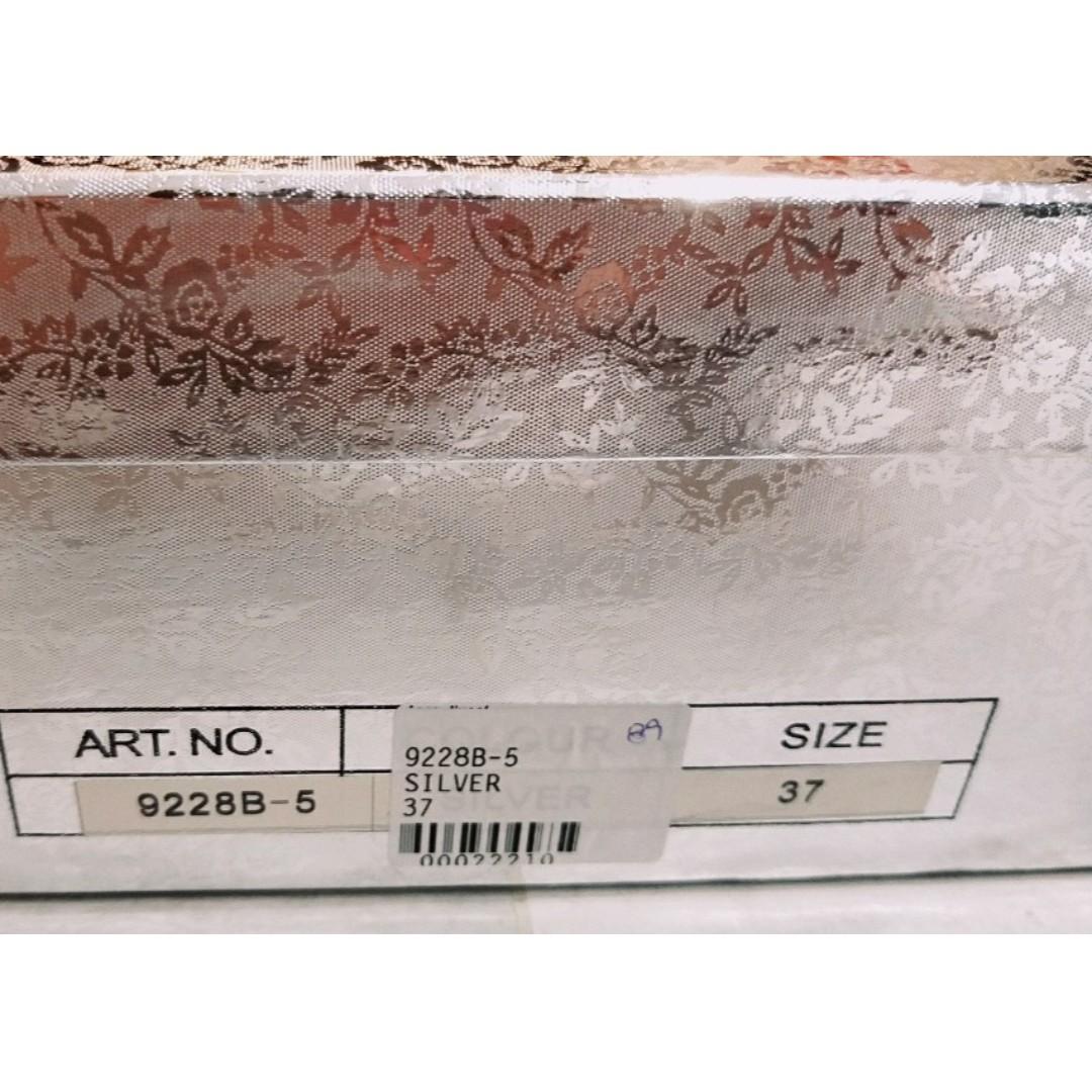 Anna Nucci - Kaara, Women's Fashion, Footwear, Heels on Carousell