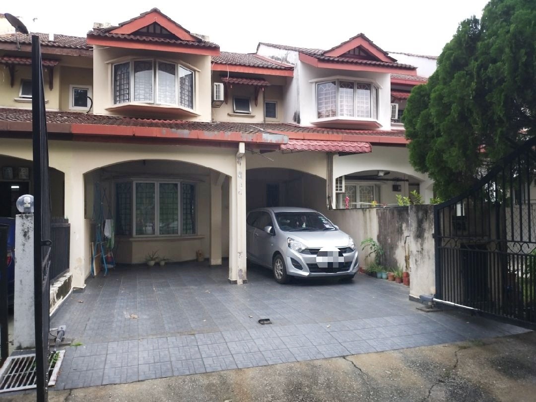 Double Storey Intermediate House USJ 13, Subang, Property, For Sale on Carousell