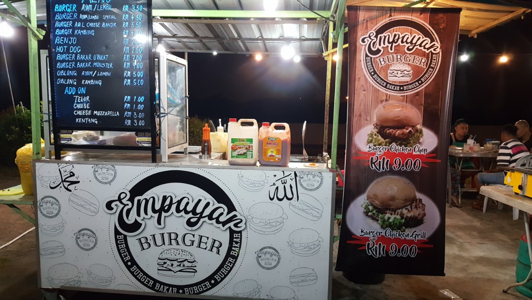 Stall for rent, Property, Rentals on Carousell