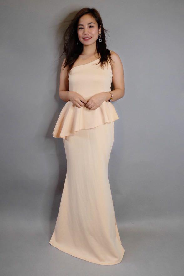 One Sided Layered Mermaid Gown on Carousell