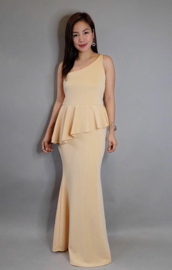 One Sided Layered Mermaid Gown on Carousell