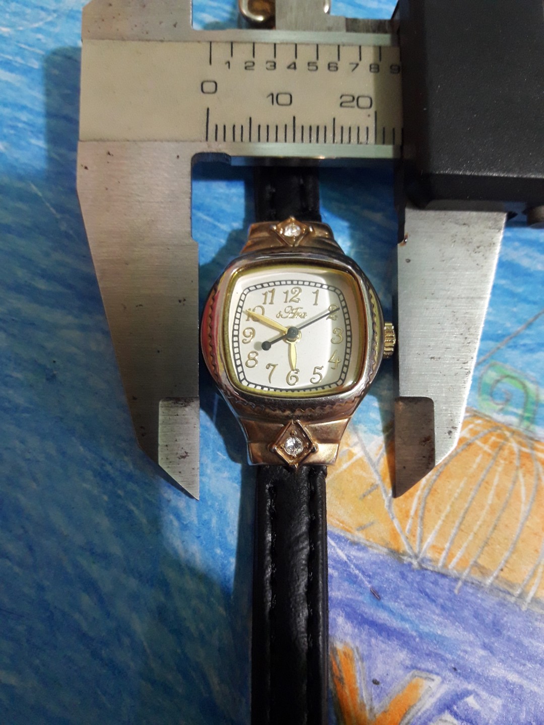 ARA WATCH, Women's Fashion, Watches & Accessories, Watches on Carousell