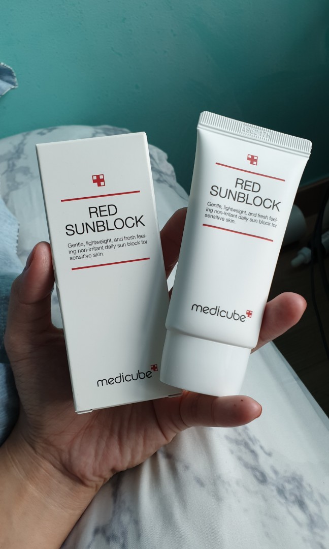 Medicube Red Sunblock SPF 50+ / PA++++, Beauty & Personal Care, Face ...