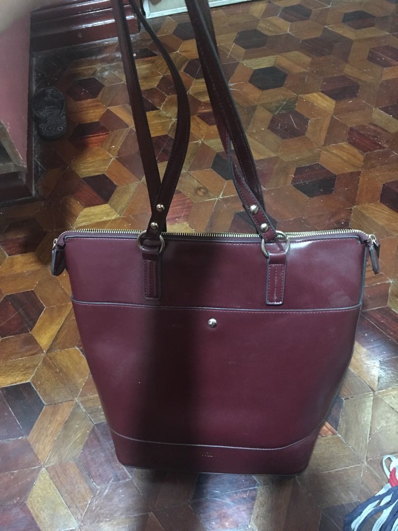 Mizzue 2 two way bag, Women's Fashion, Bags & Wallets, Cross-body Bags on Carousell