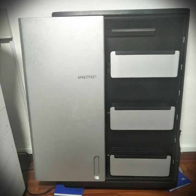 Multiple Laptop Charging Station, Computers & Tech, Parts & Accessories ...