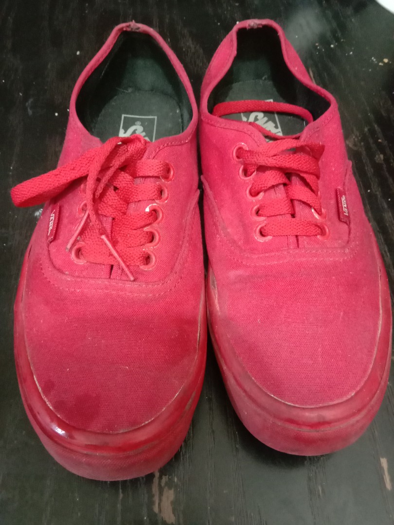Vans Mono Red, Men's Fashion, Footwear, Sneakers on Carousell