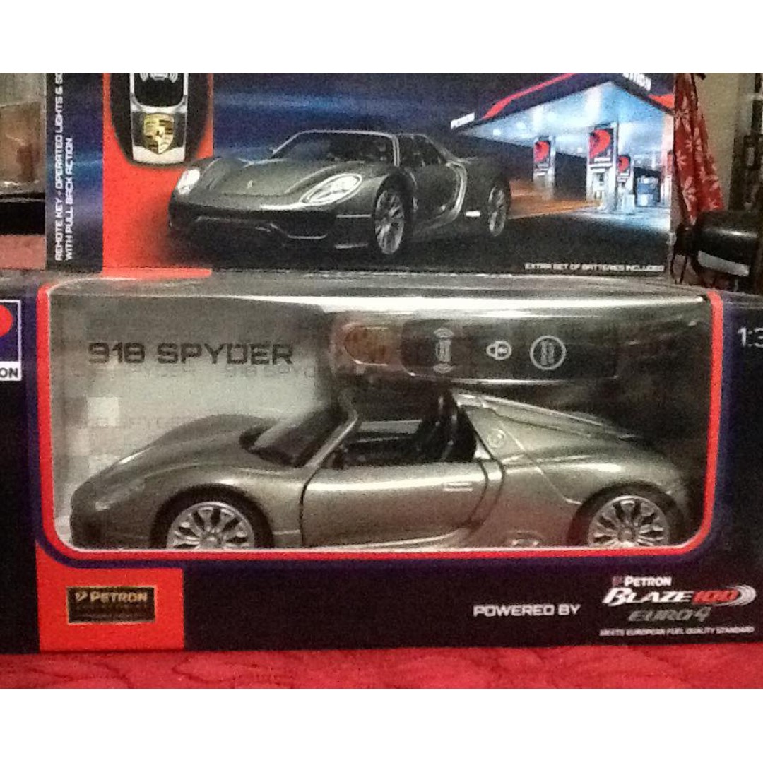 Petron Blaze 100 Euro 4 Collectible Limited Edition (PORSCHE), Hobbies ...