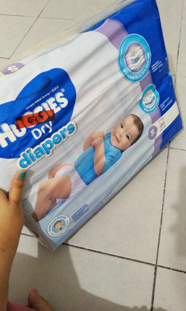 Free diapers, Babies & Kids, Bathing & Changing, Diapers & Baby Wipes ...