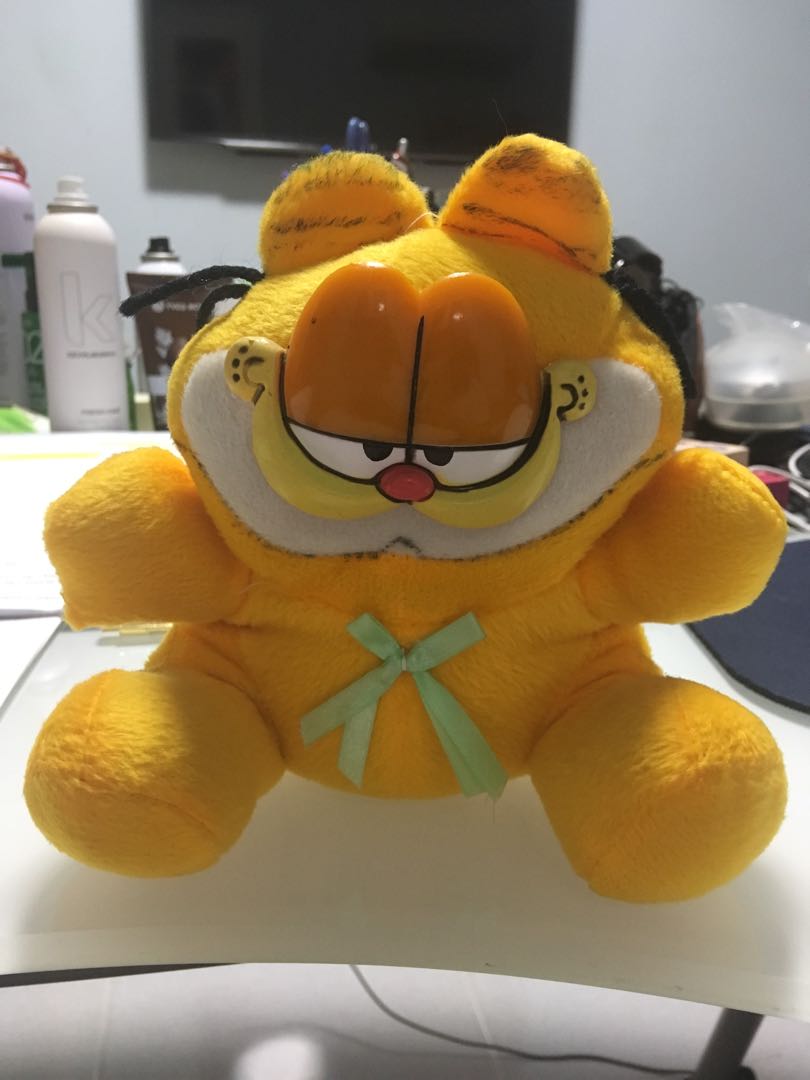 Garfield, Hobbies & Toys, Toys & Games on Carousell