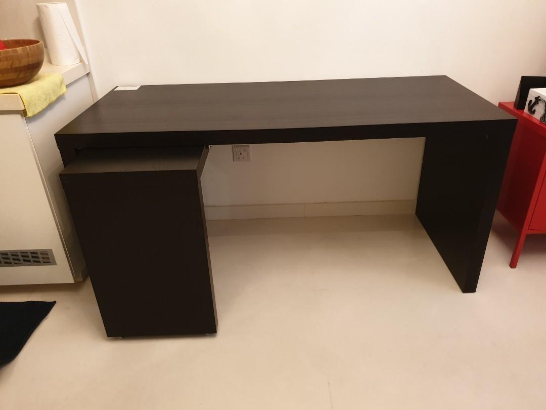 Extendable Study Table in Very Good Condition, Furniture, Tables ...
